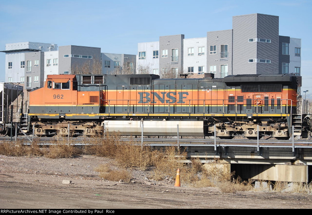 BNSF 962